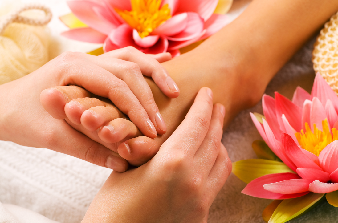 Reflexná terapia nôh: Hlboké uvoľnenie a zdravotné výhody | Kurzona.sk